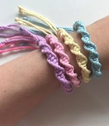 12 Easy Macrame Bracelet Tutorials for Beginners ⋆ GreatThingsFirst