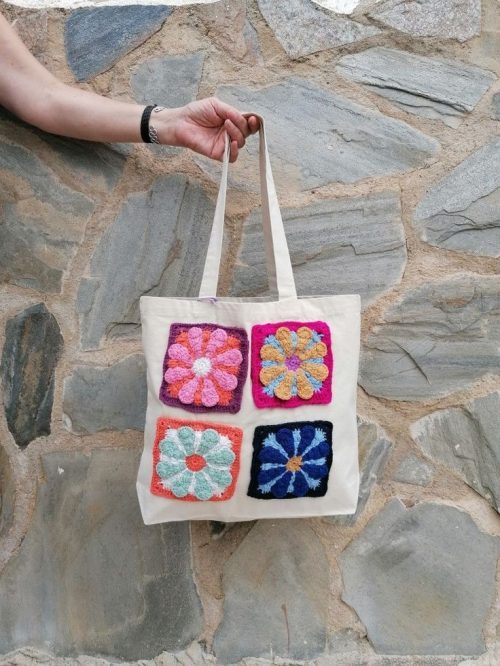 12 Crochet Patch Tote Bag Patterns ⋆ GreatThingsFirst